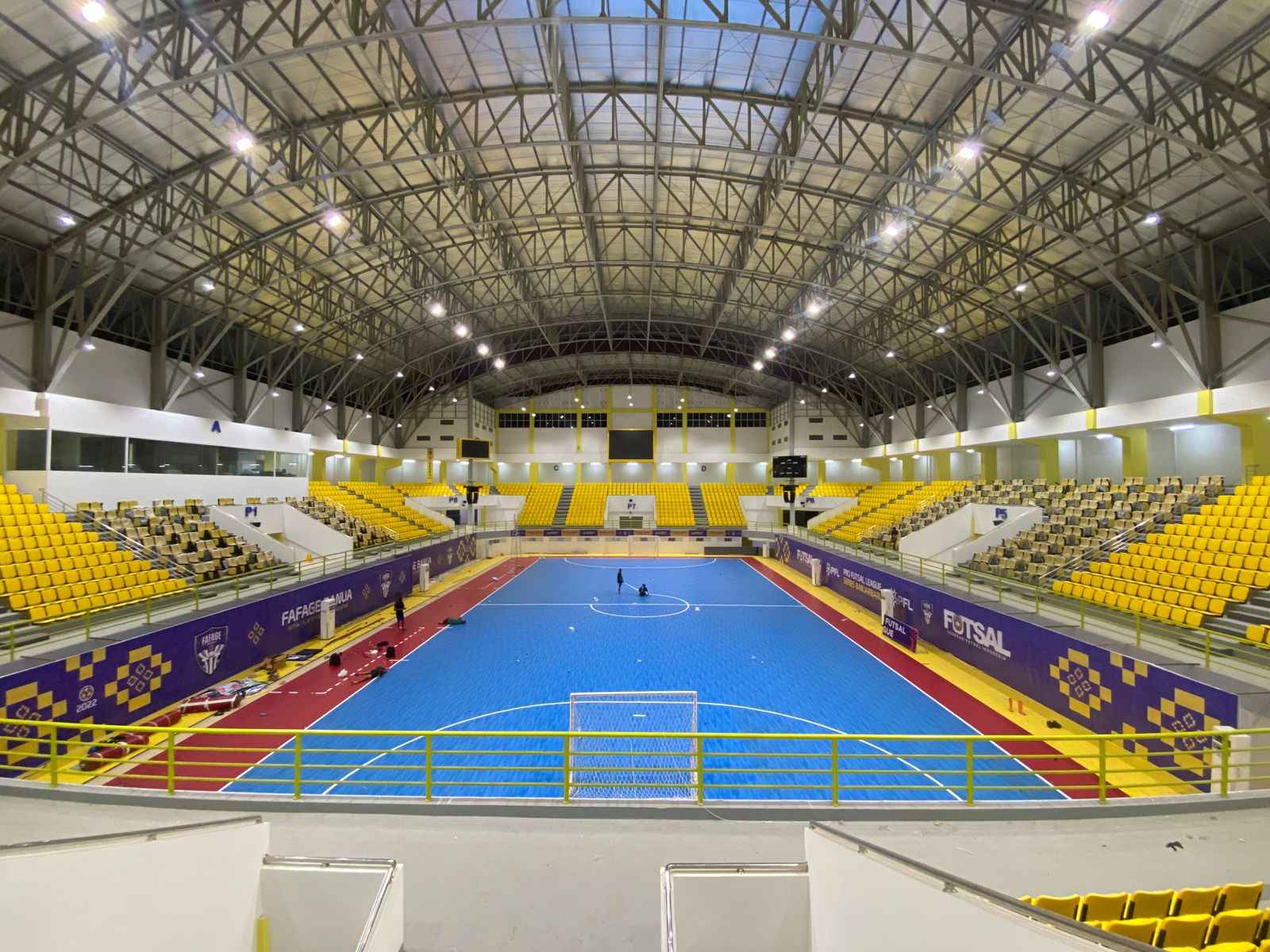 Intip Kesiapan GOR Babussalam Jelang PFL 2025, Bak Lapangan Futsal Luar ...